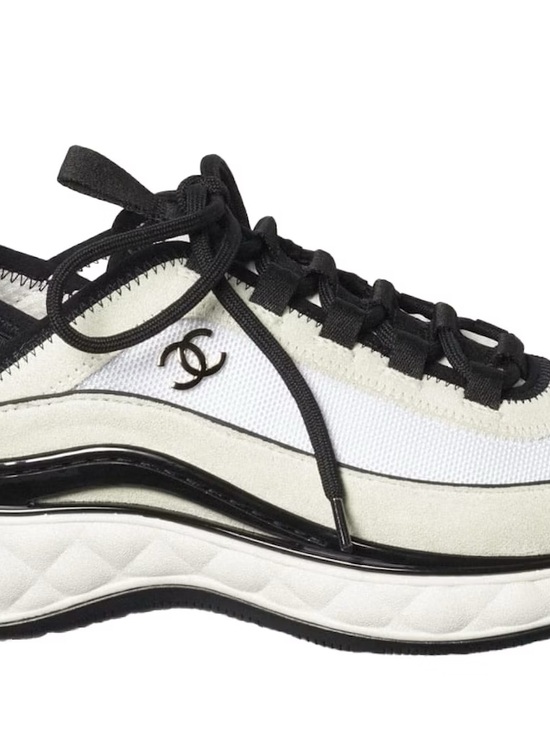 CHANEL | Shoes | Chanel White Black Cc Logo Low Top Sneakers Trainers ...